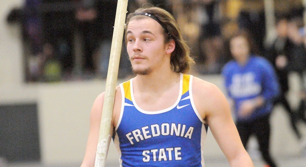Trent Howard - Men's Track and Field - Fredonia State University Athletics