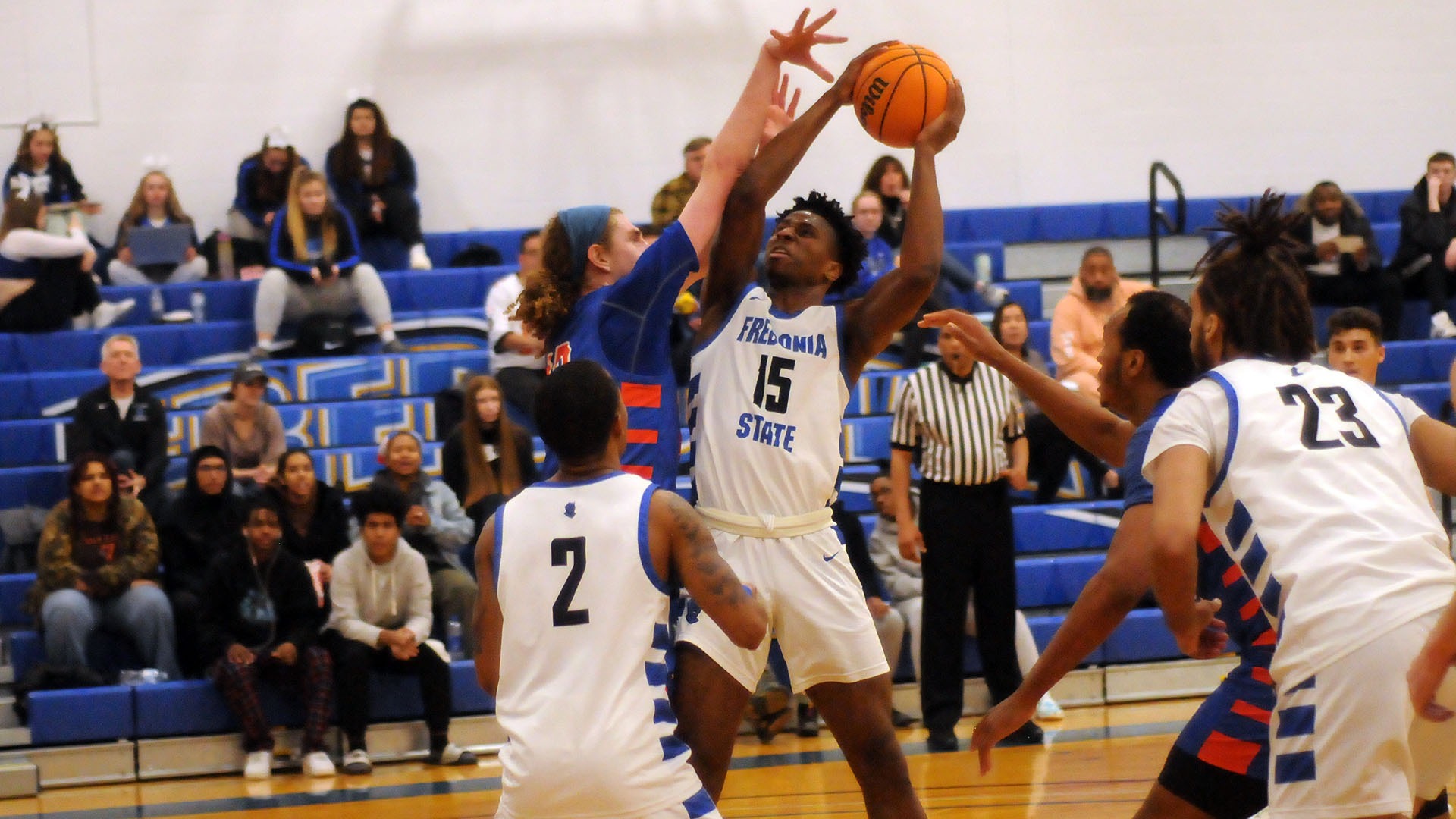 Adesoji Tiamiyu - Men's Basketball - Fredonia State University Athletics