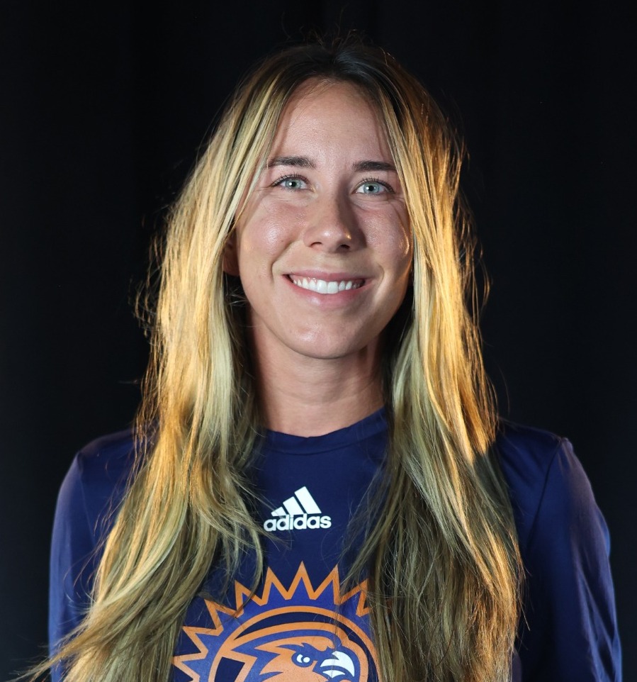 Kelsee Montagna - Head Coach - Women's Volleyball Coaches - Fresno Pacific University Athletics