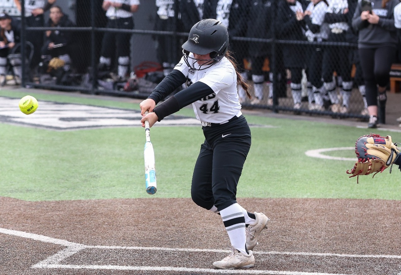 Gabriella Lee - Softball - Providence College Athletics