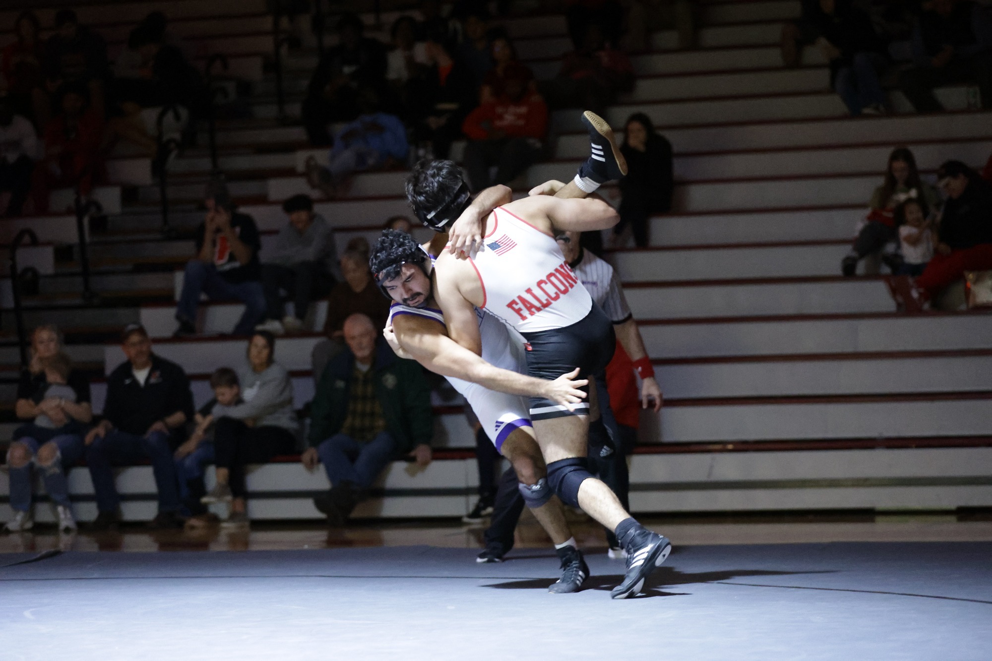 Men’s Wrestling Falcons take down Panthers 27-24 - Friends University