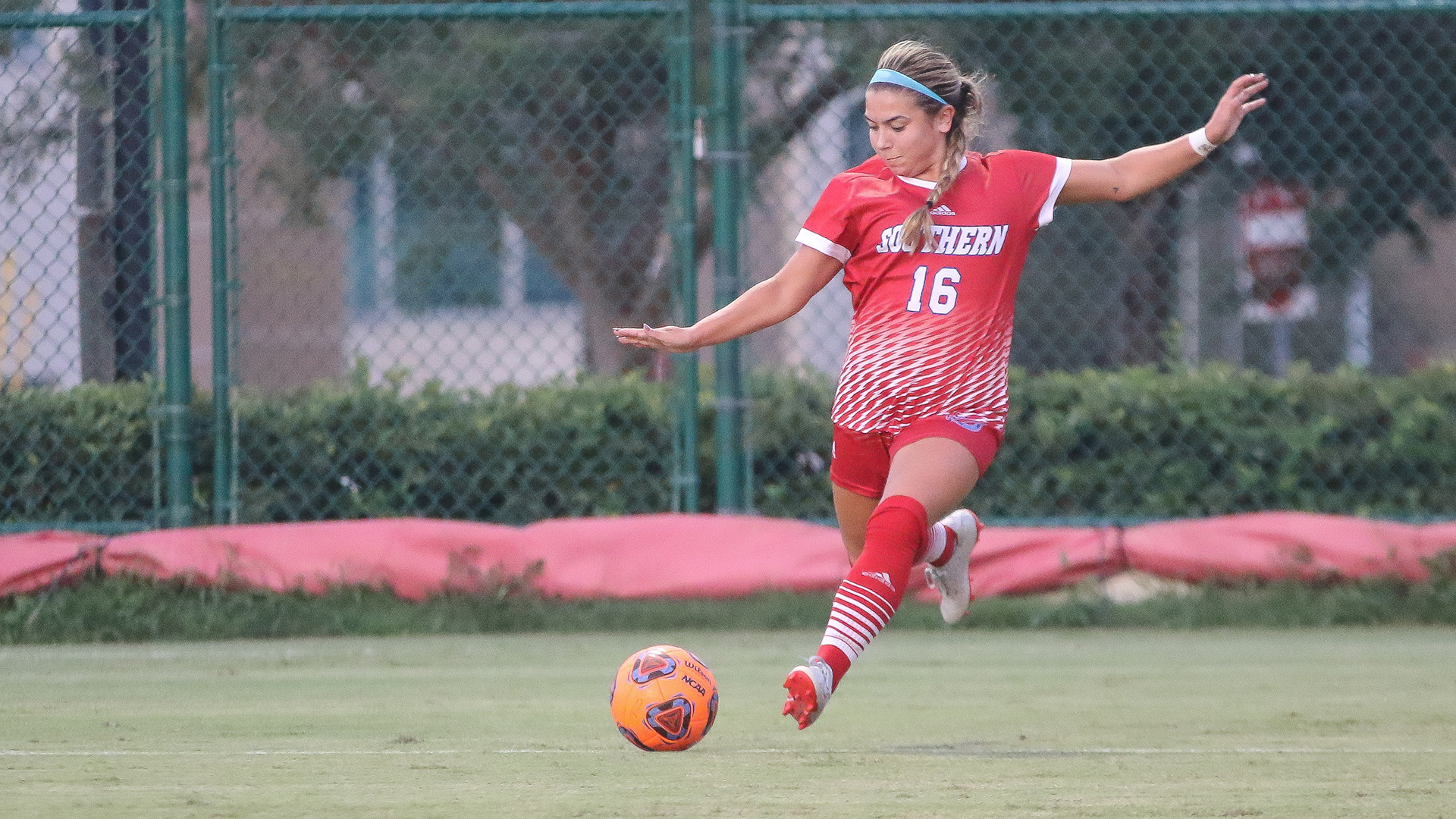 Florida Southern Suffers First Home Loss of 2019 to No. 23 Rollins ...
