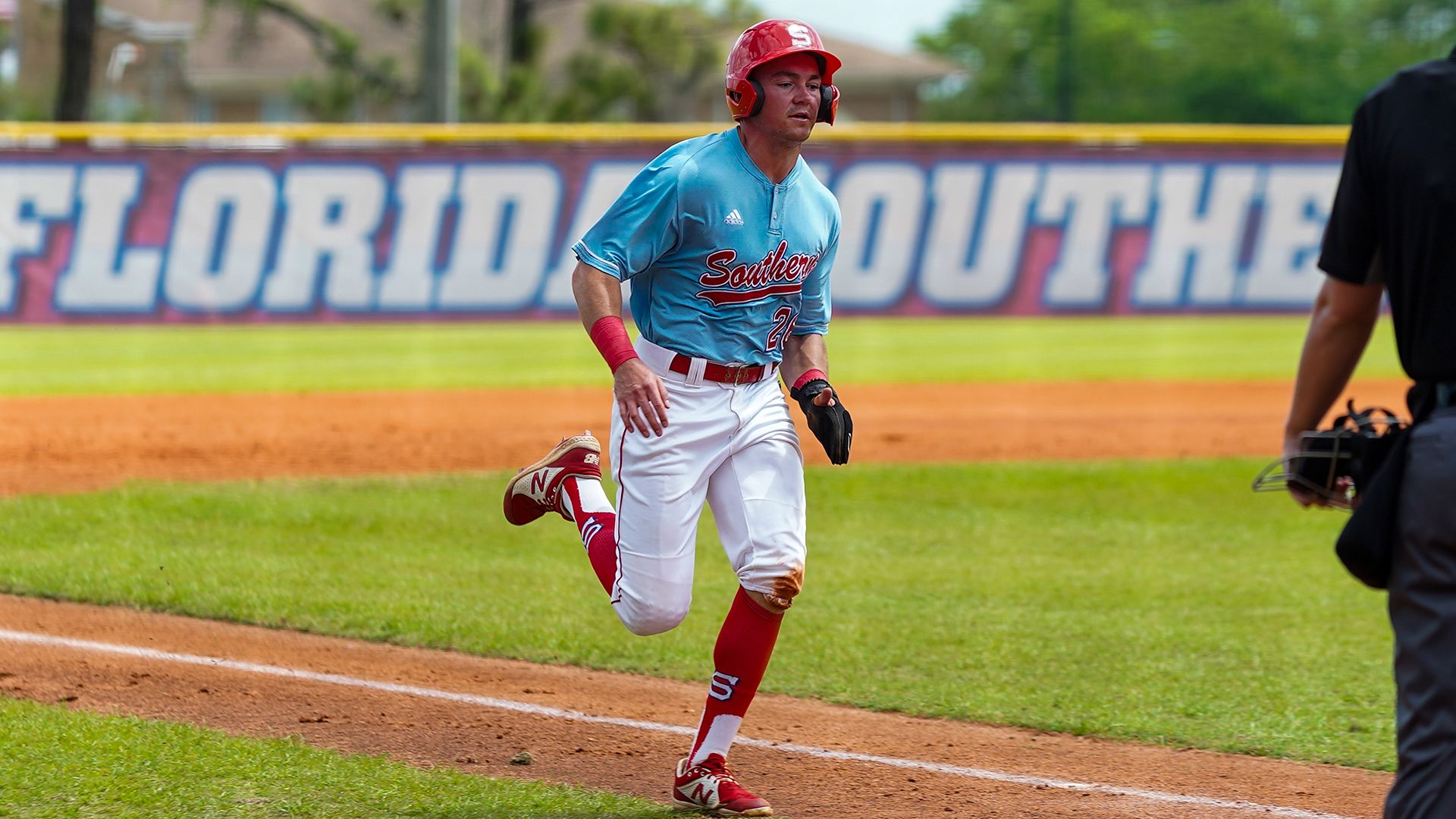 Mocs Split Doubleheader to End Regular Season Schedule - Florida ...