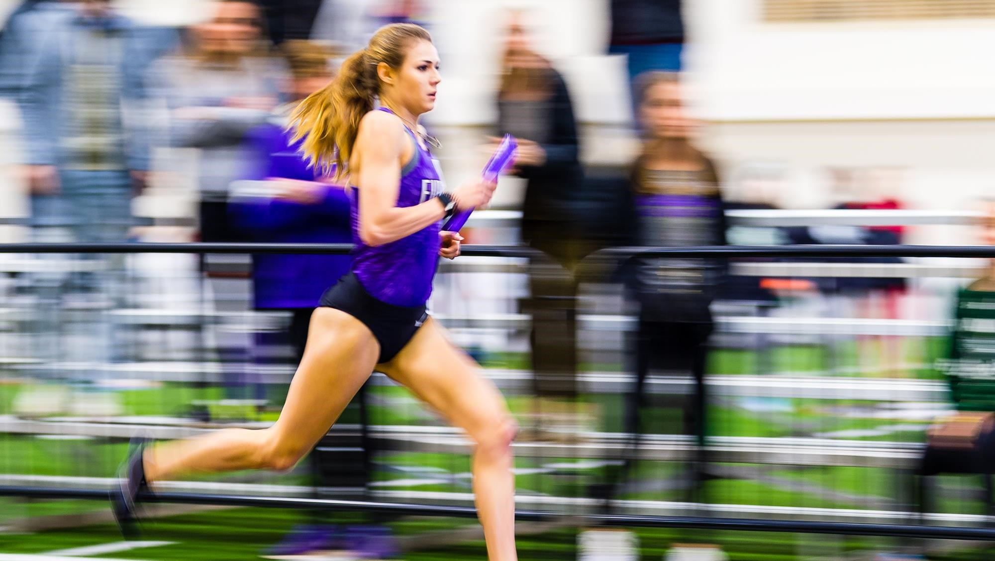 Jennings Sets Furman Mile Record At Carolina Challenge - Furman University