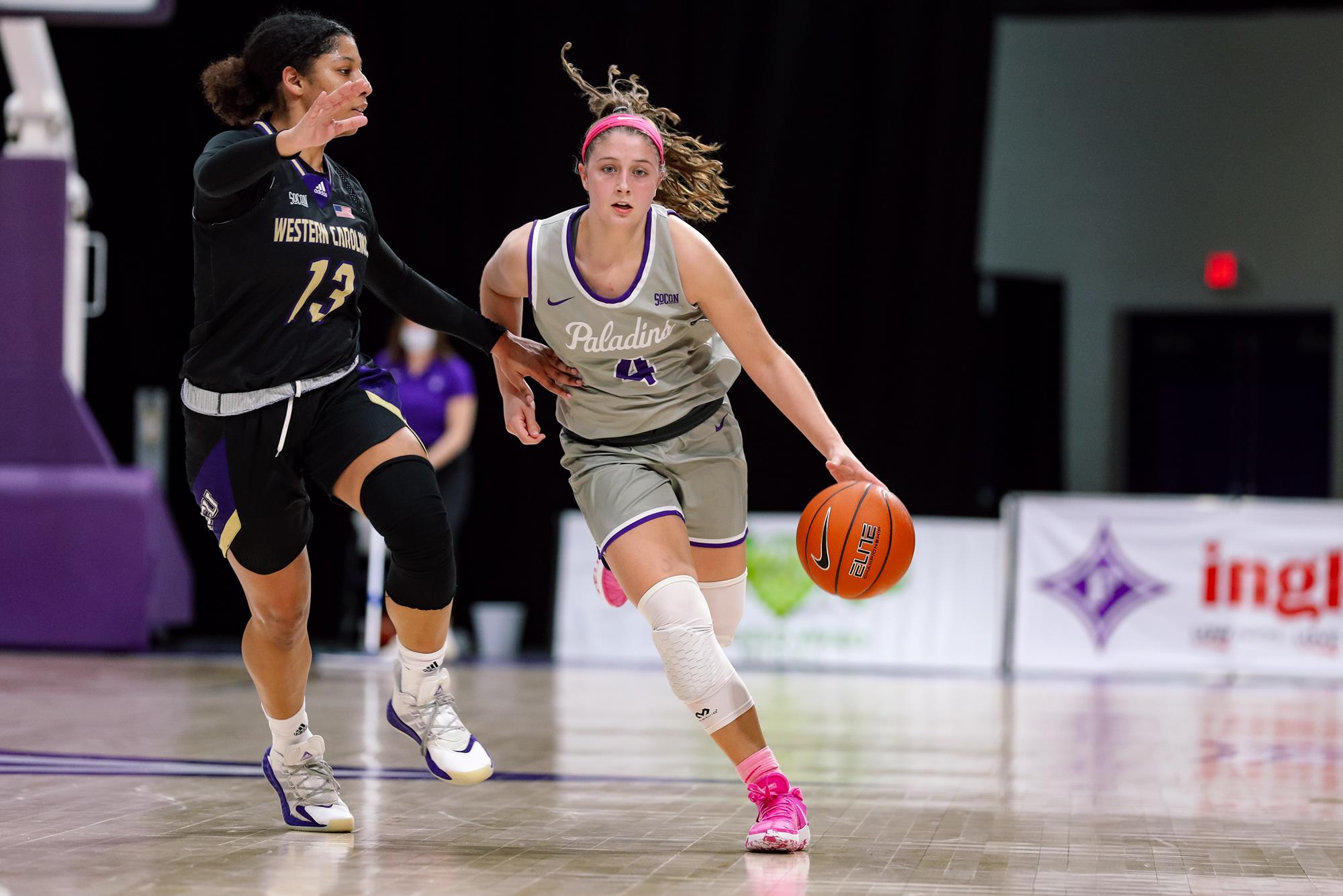 Hunter, Hodges Lead Furman Past Western Carolina, 54-45 - Furman University