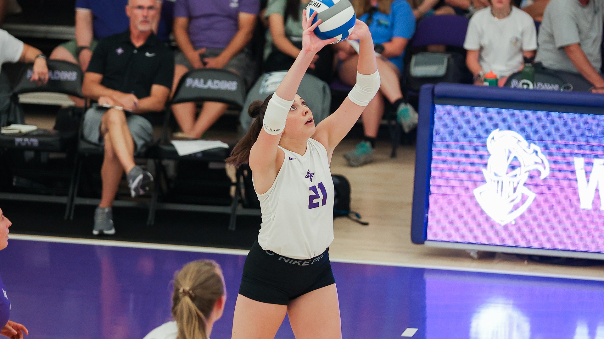 Furman Sweeps UNC Greensboro in Three Sets - Furman University