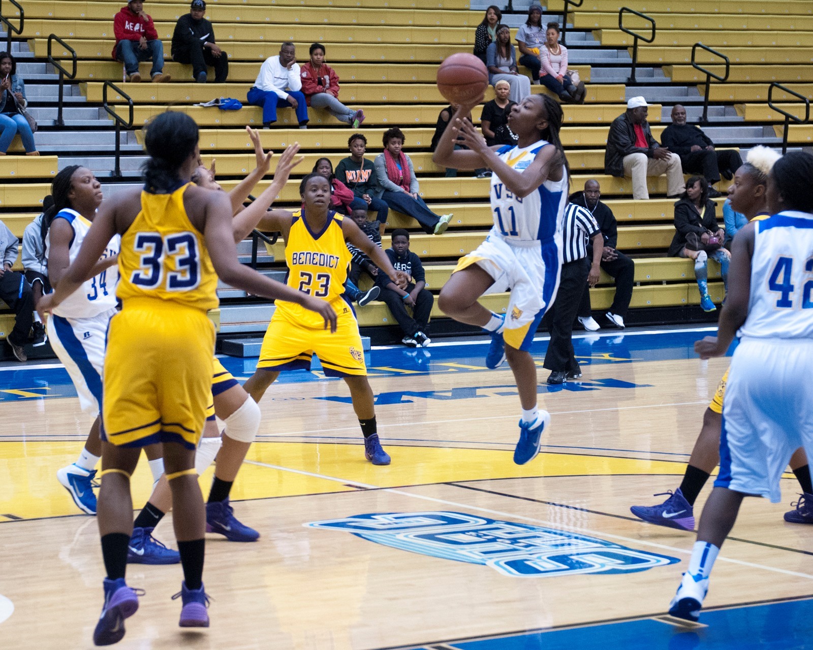 D'Ambria Thomas - Women's Basketball - FVSU Athletics
