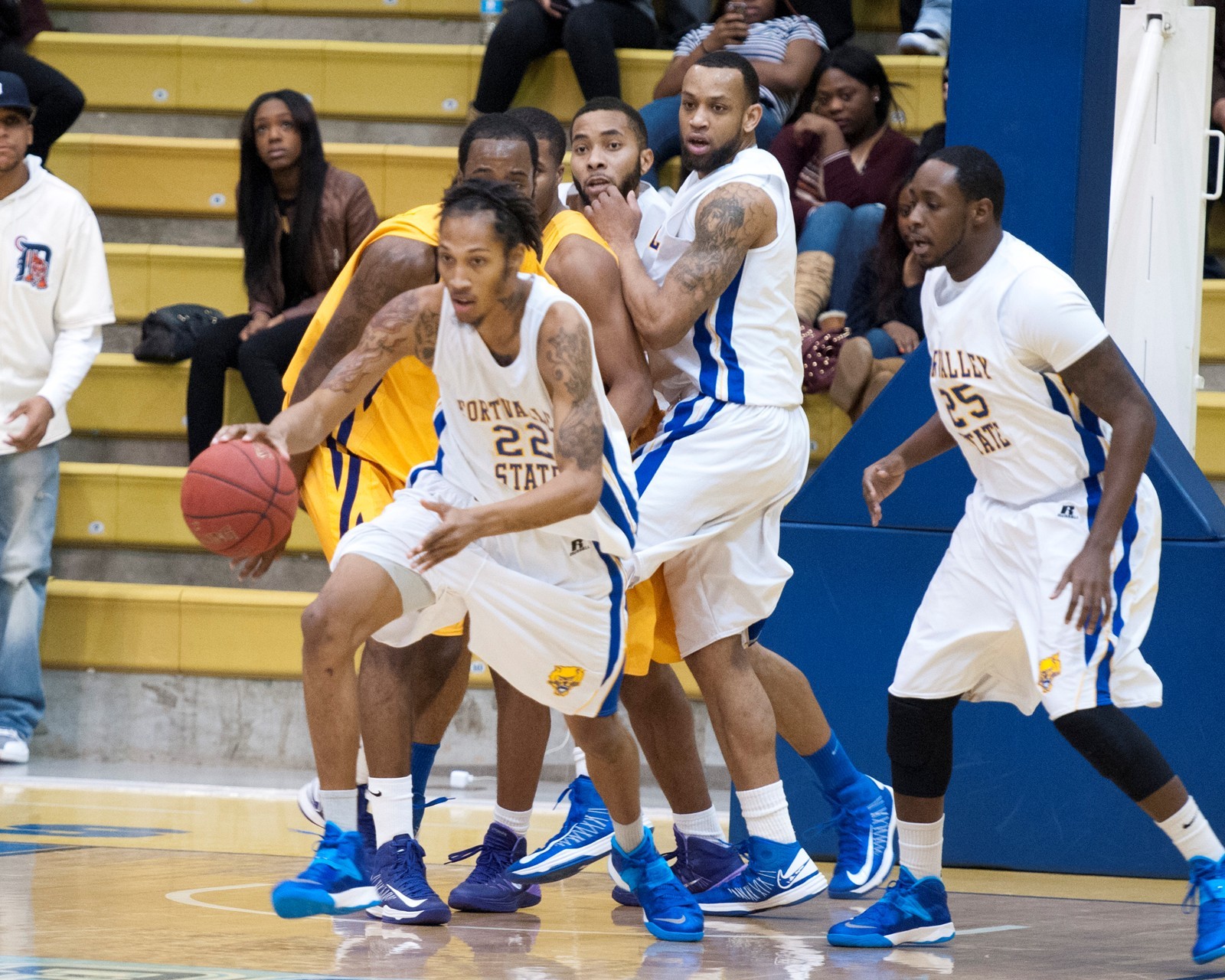 Corey Hunter - Men's Basketball - FVSU Athletics