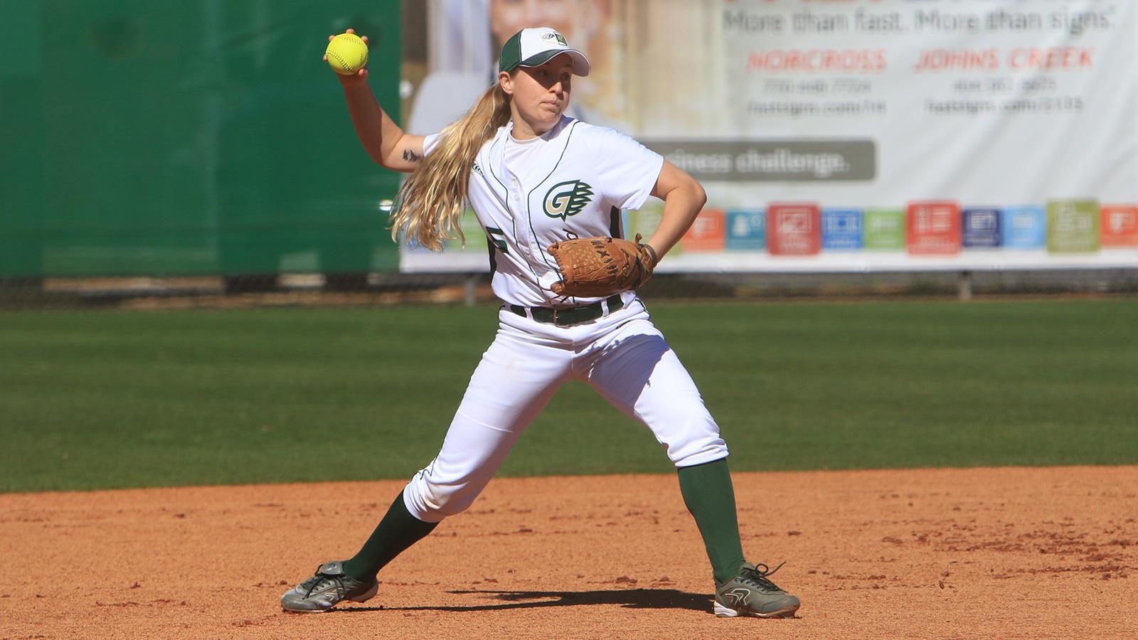 Crystal Busbee - Softball - Georgia Gwinnett College Athletics