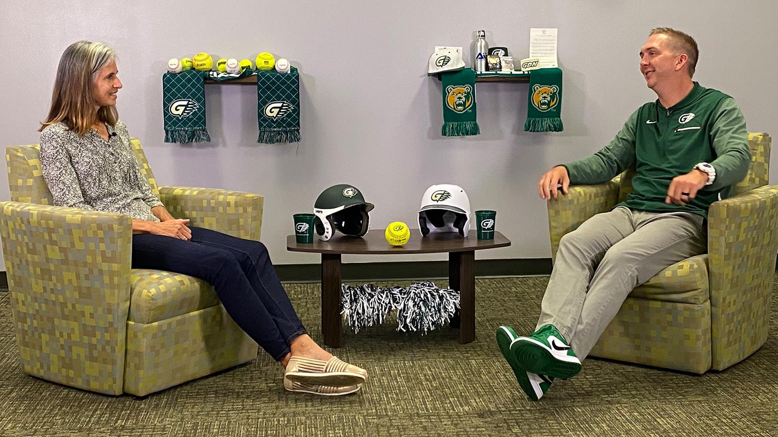 Family Ties Highlighted on ‘Grizzly Growl’ - Georgia Gwinnett College ...