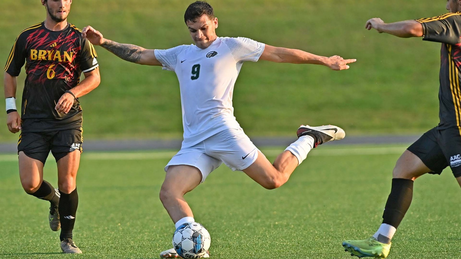 Orue’s Late Goal Leads Men’s Soccer to Road Victory - Georgia Gwinnett ...