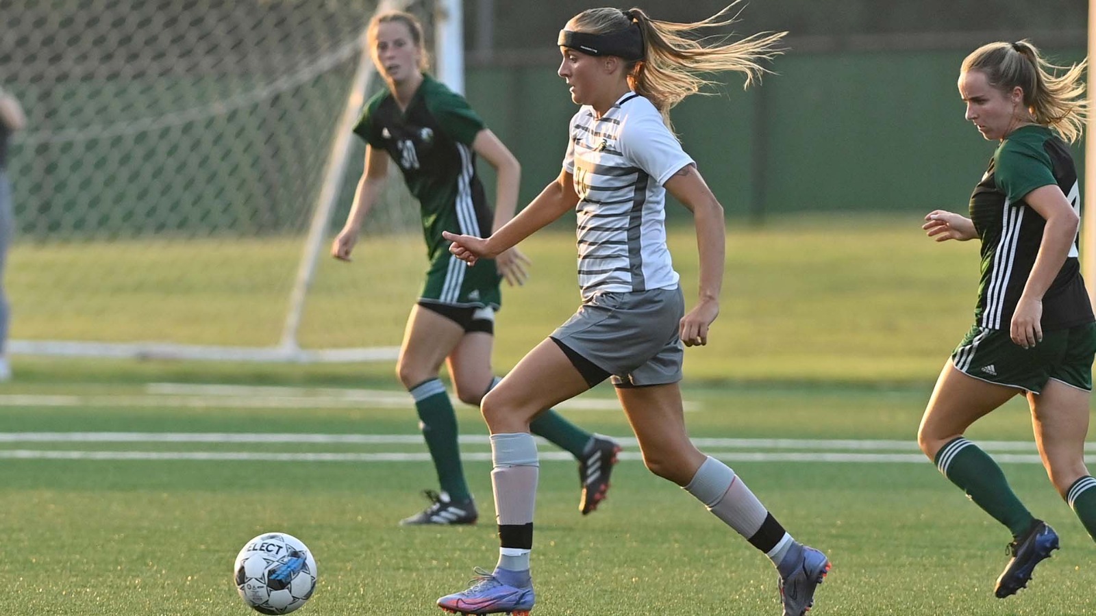 Andersen’s Big Night Fuels Women’s Soccer to 6-2 Home Win - Georgia ...