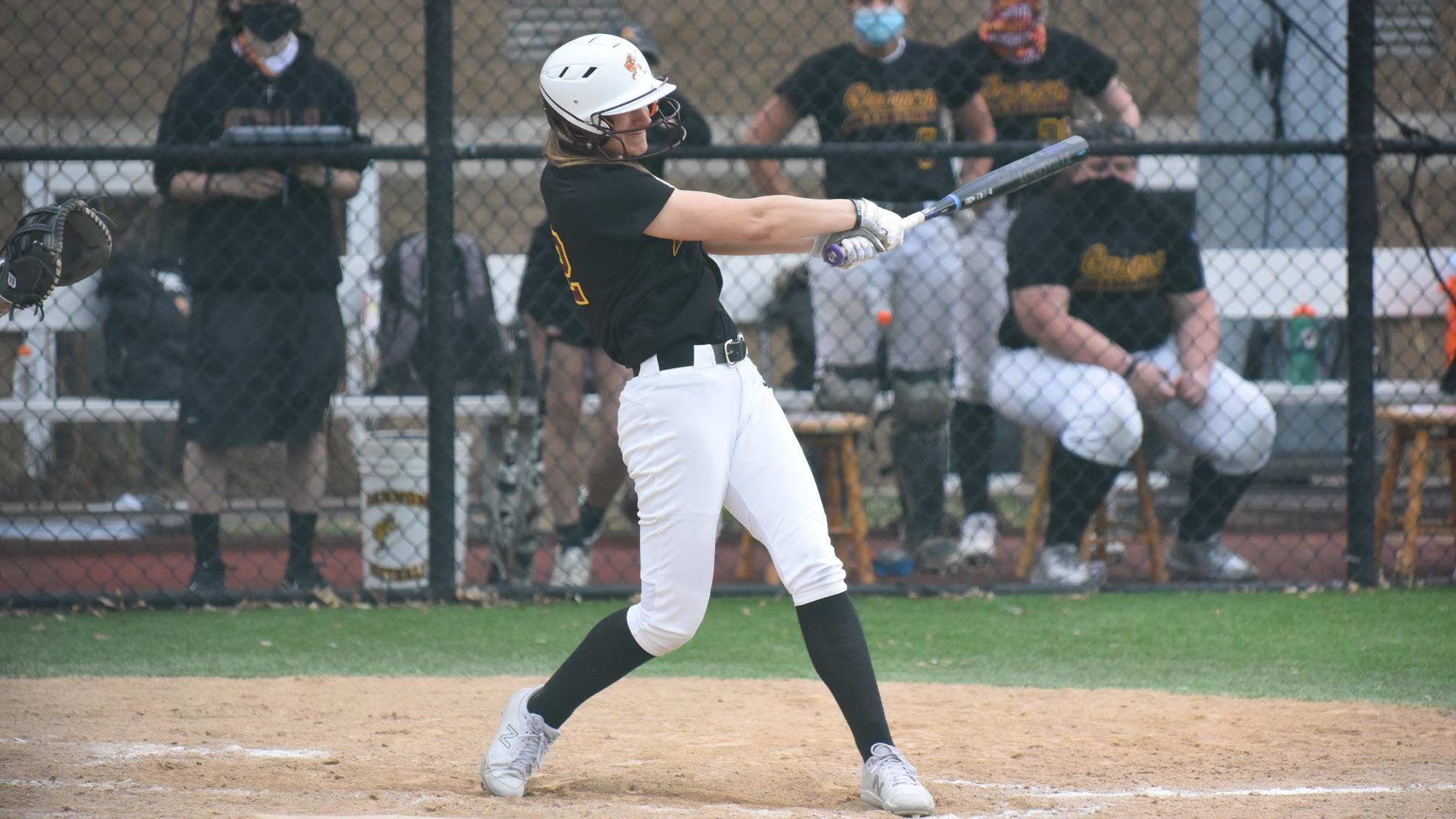 Lindsay Schmidt - 2022 - Softball - Gannon University Athletics