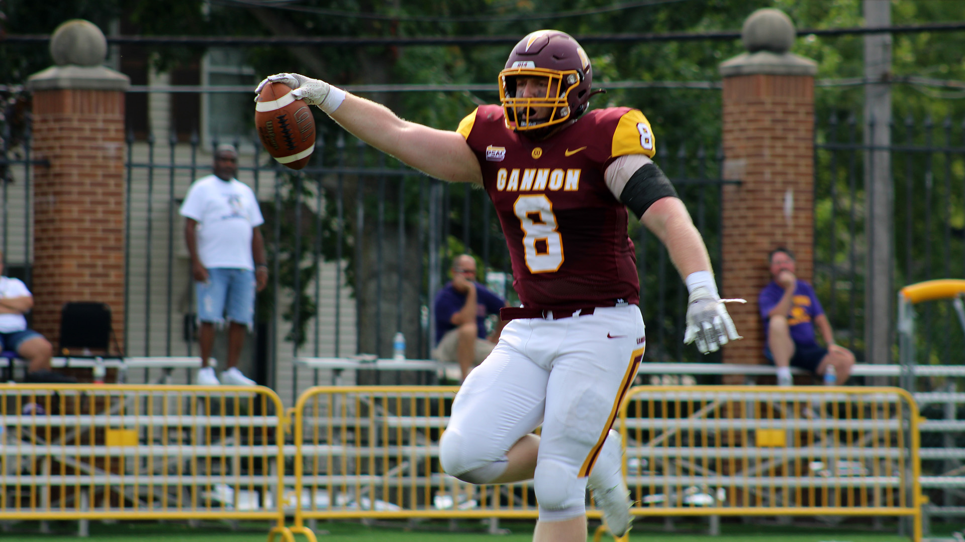 Alex Whittaker - 2022 - Football - Gannon University Athletics