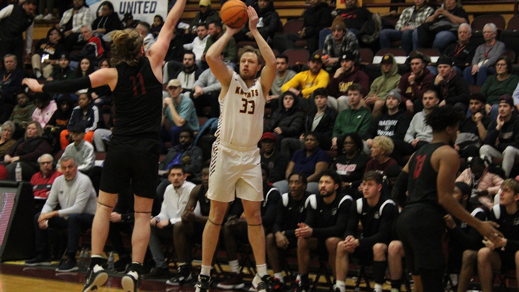 Zach Kent - 2022-23 - Men's Basketball - Gannon University Athletics
