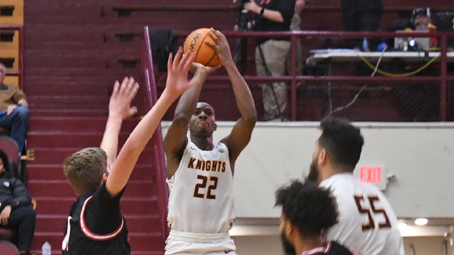 Cal (Pa.) Uses Big Second Half to Hold Off Golden Knights - Gannon ...