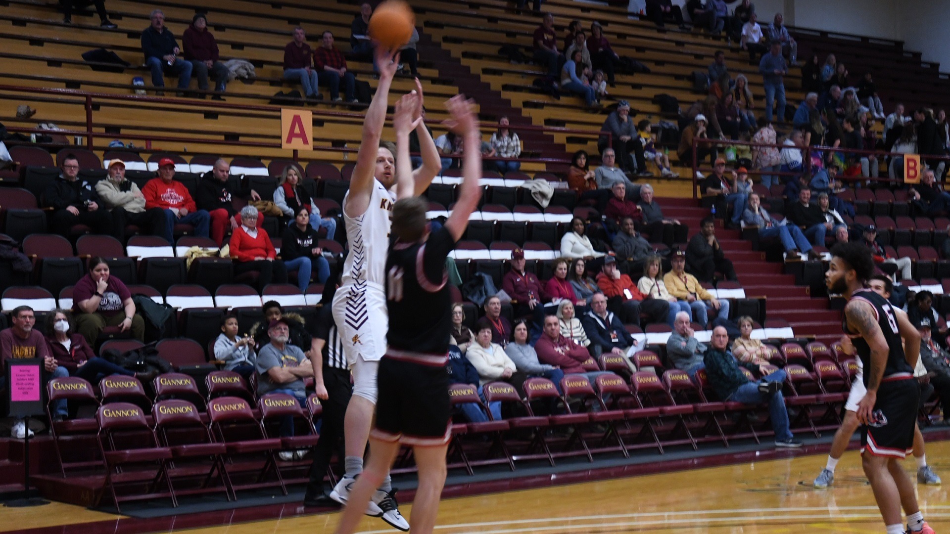 Zach Kent - 2022-23 - Men's Basketball - Gannon University Athletics