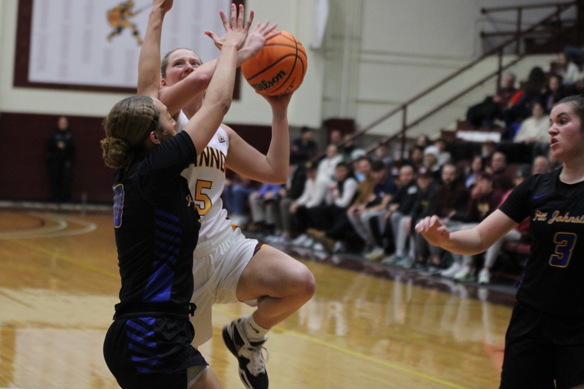 Margo Loutzenhiser - 2022-23 - Women's Basketball - Gannon University ...