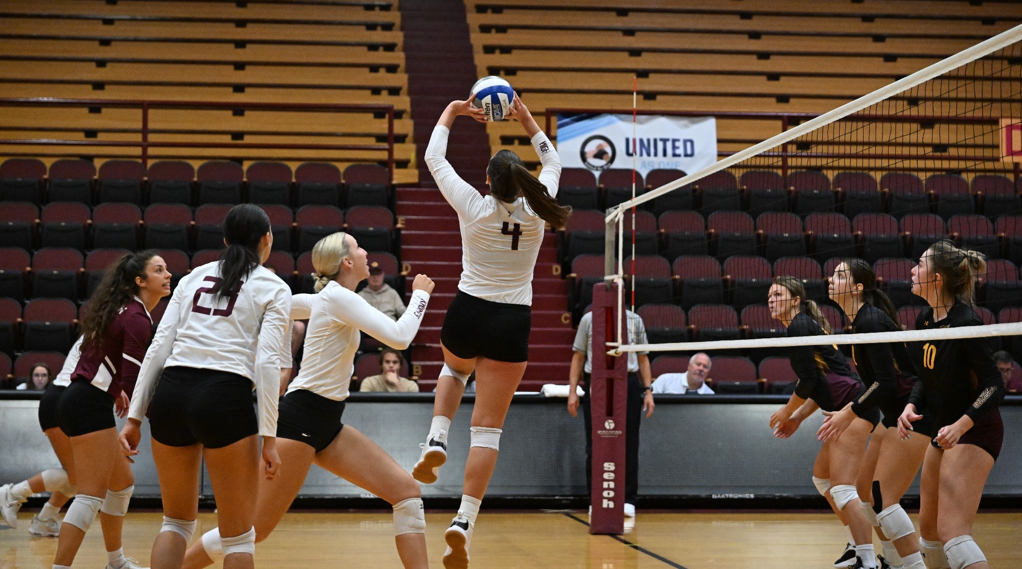 Marta Roicka - 2023 - Women's Volleyball - Gannon University Athletics