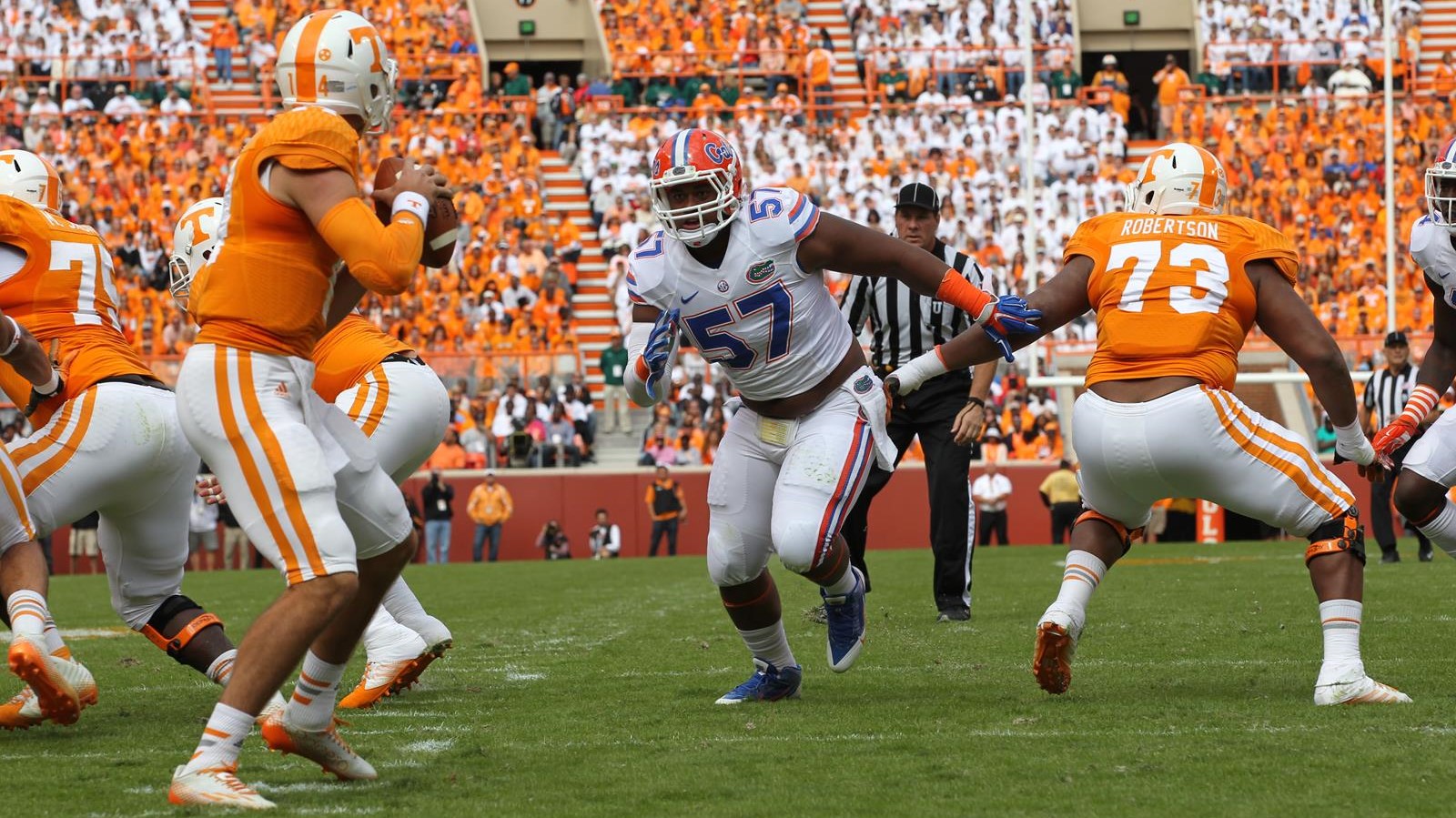 Caleb Brantley - Football - Florida Gators