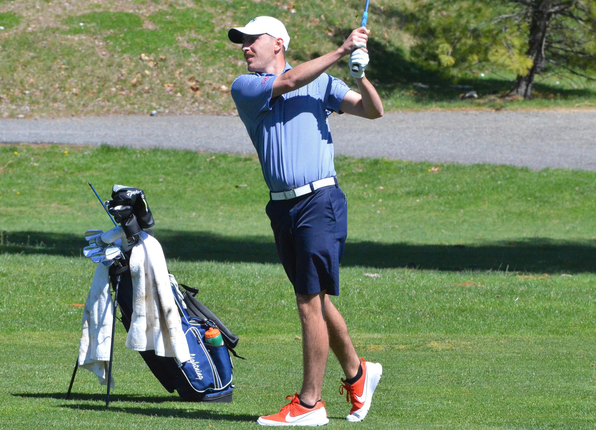 Chris Mandia - 2016-2017 - Men's Golf - Goldey-Beacom College Athletics