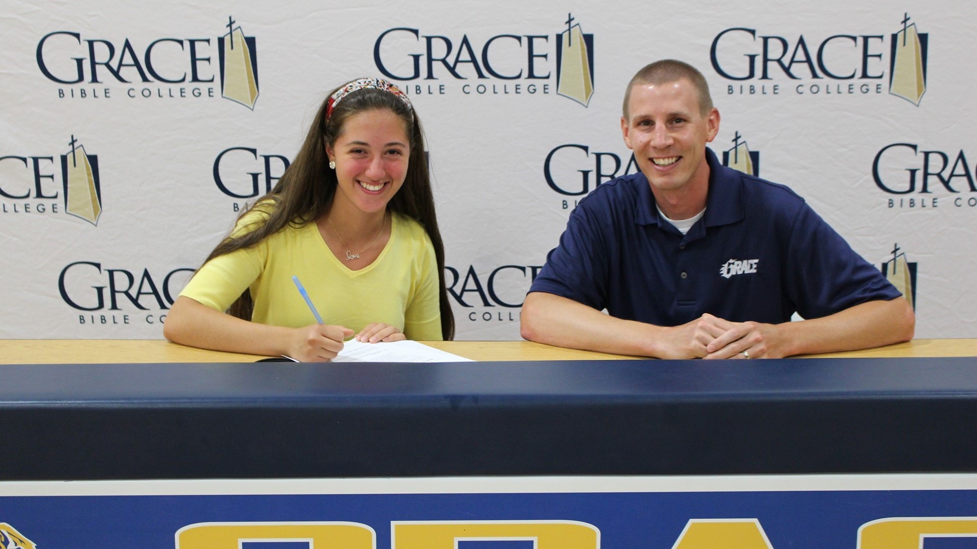 Grace track, cross country announces signing of Milagro Guerra - The ...