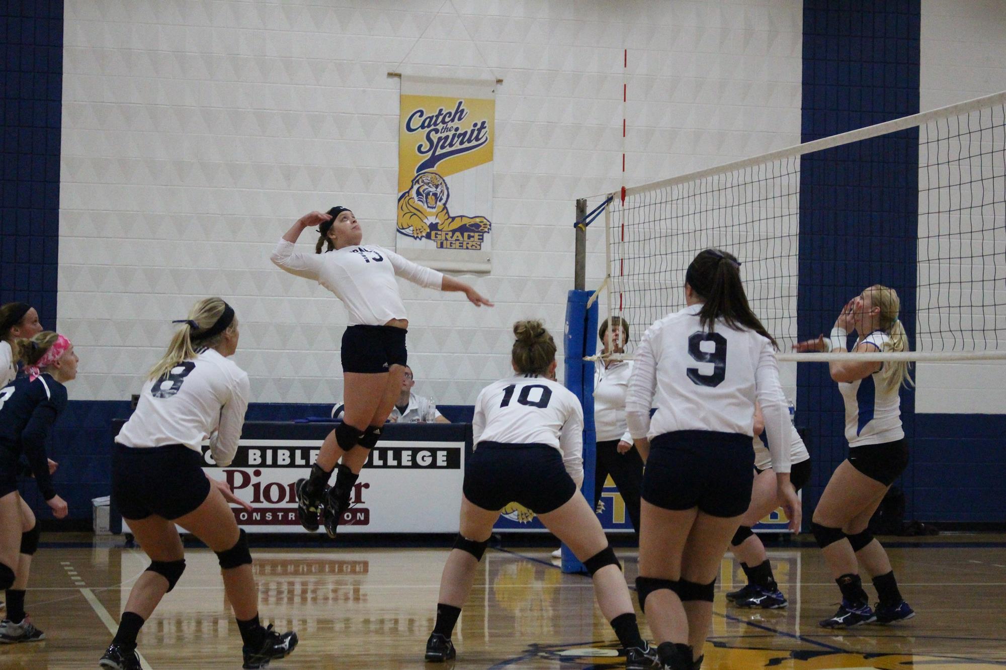 Adrianna Bunce - Women's Volleyball - The Official Site of the Grace ...