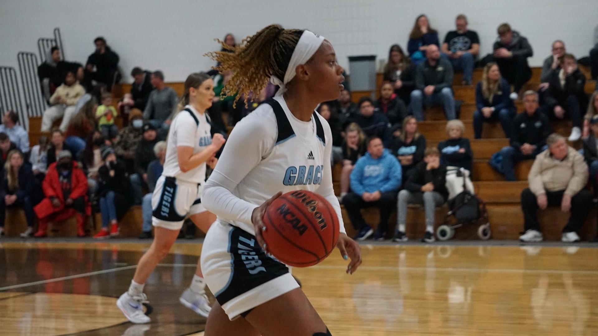 Zyan Tatum - Women's Basketball - The Official Site of the Grace ...