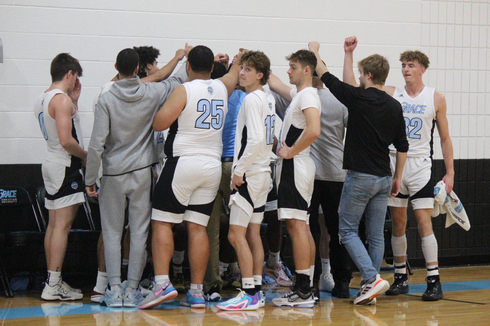 JV bounces back to move to 4-2 - The Official Site of the Grace ...