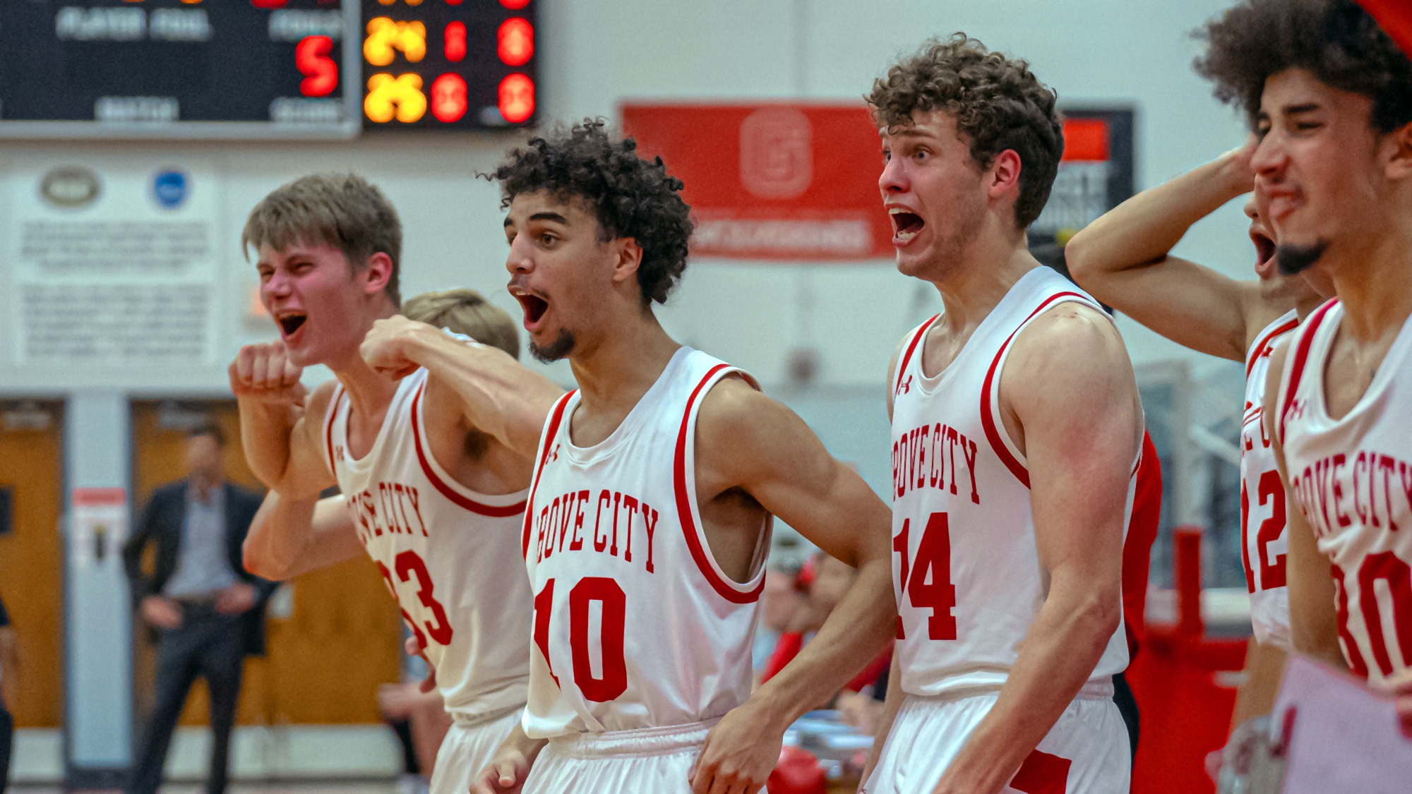 Grove City holds off UPG for 3rd straight win - Grove City College ...
