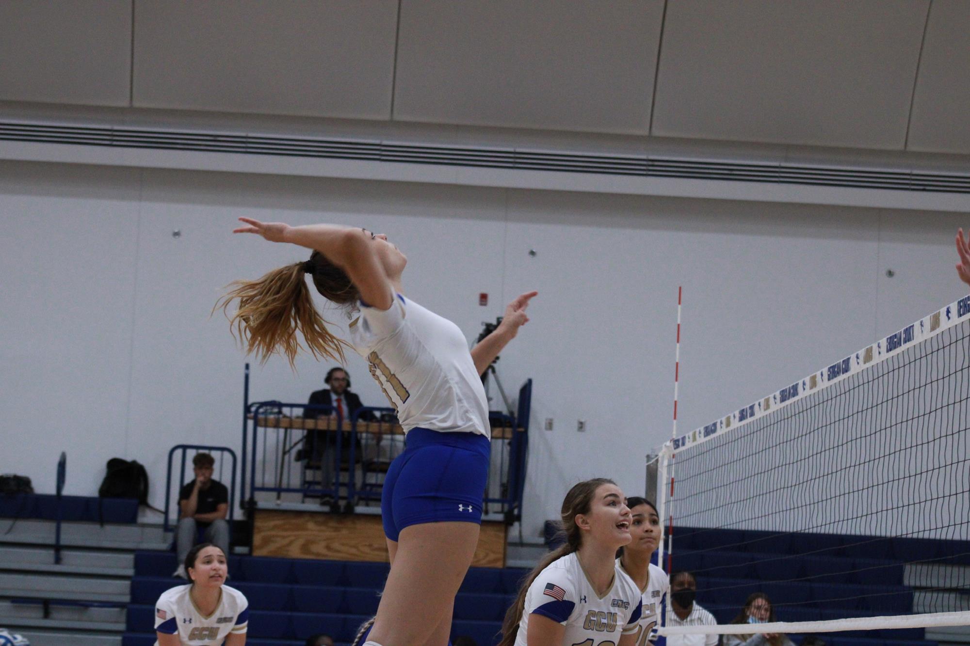 Grace Fenn - Women's Volleyball - GCU Athletics