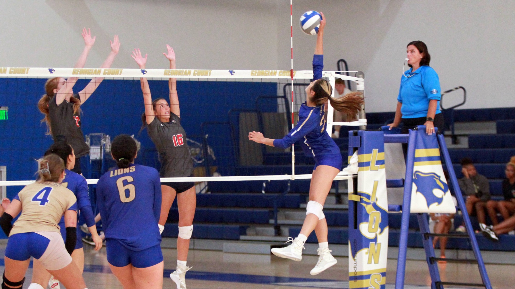 Alexa Houston - Women's Volleyball - GCU Athletics