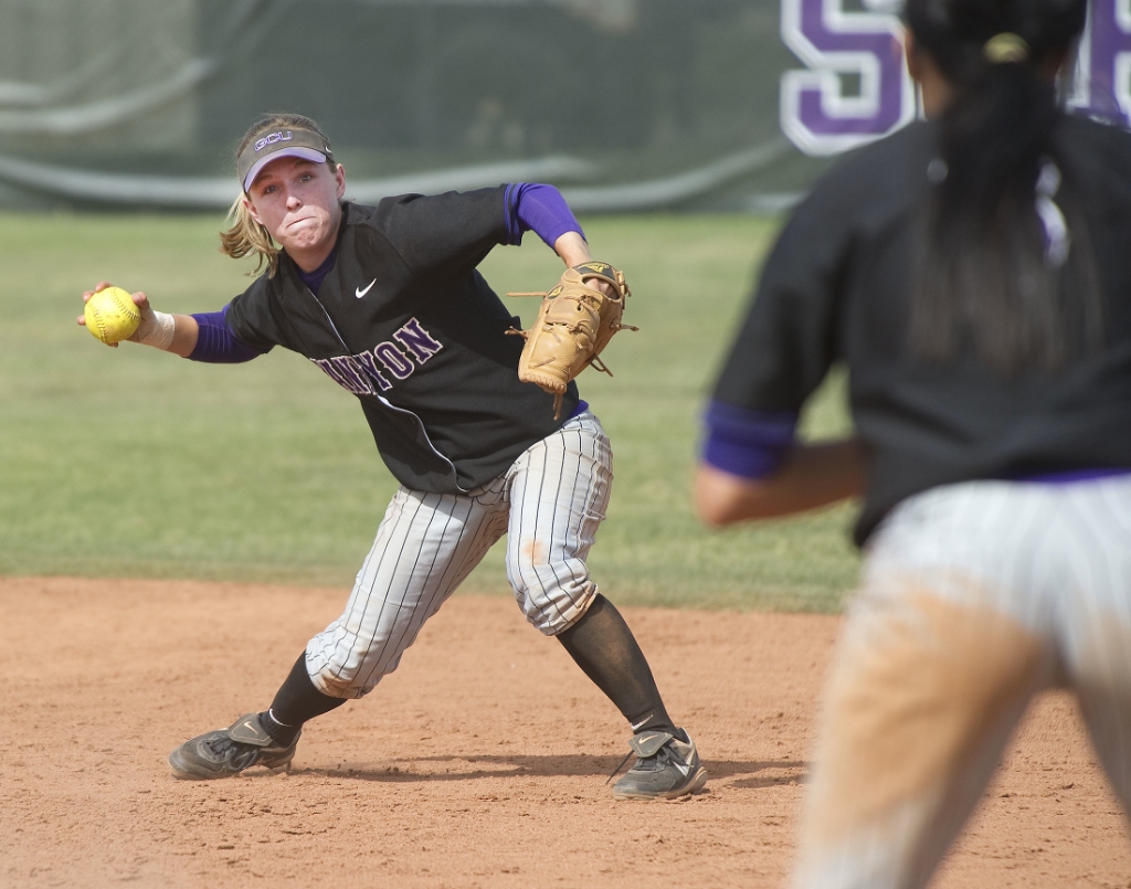 Kelli Bridges - Softball - Grand Canyon University Athletics