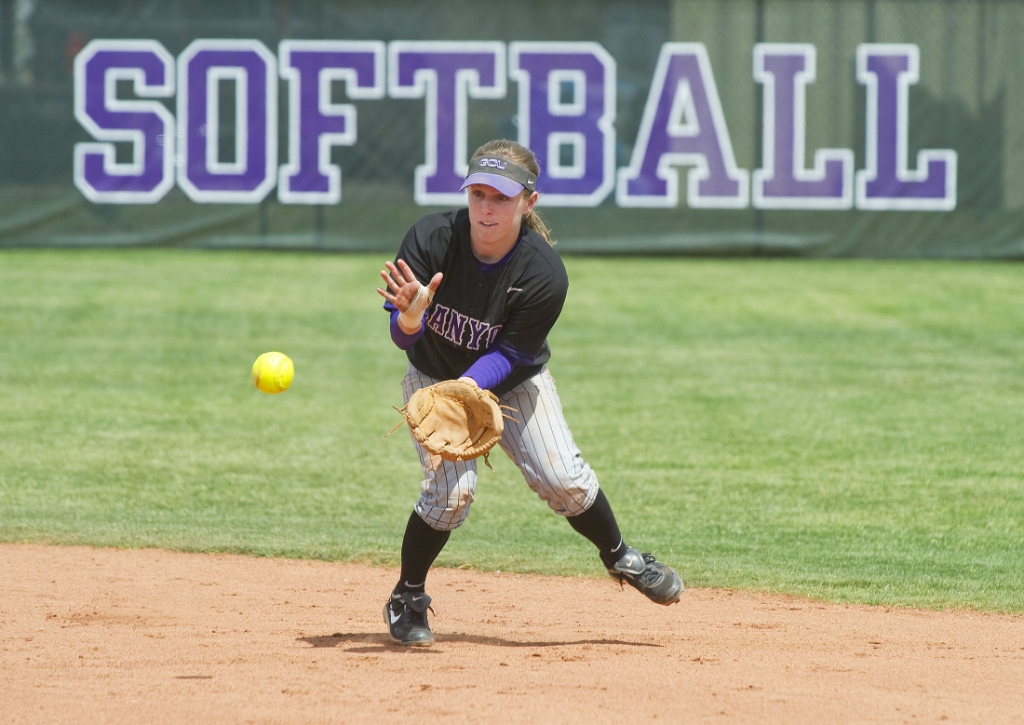 Kelli Bridges - Softball - Grand Canyon University Athletics