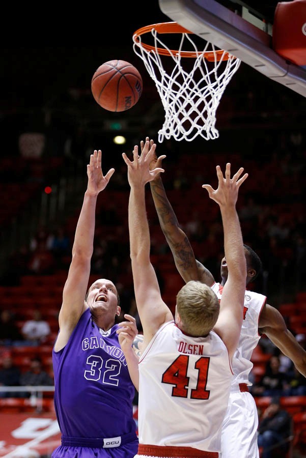 Killian Larson - Men's Basketball - Grand Canyon University Athletics