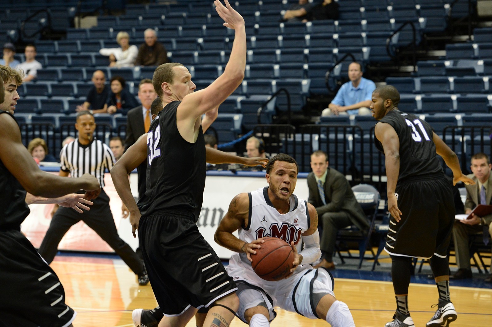 Killian Larson - Men's Basketball - Grand Canyon University Athletics