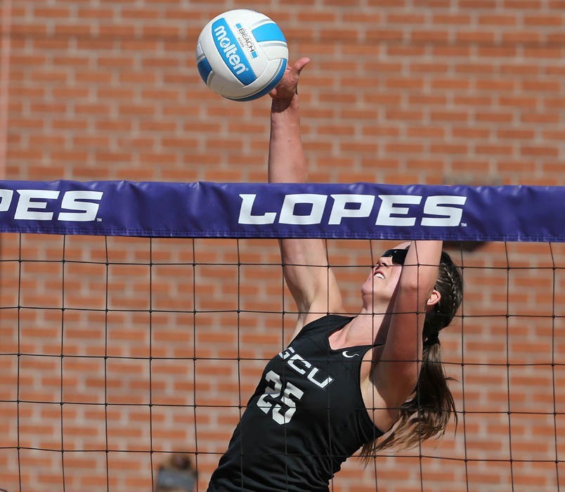 Shannon Dugan - Beach Volleyball - Grand Canyon University Athletics