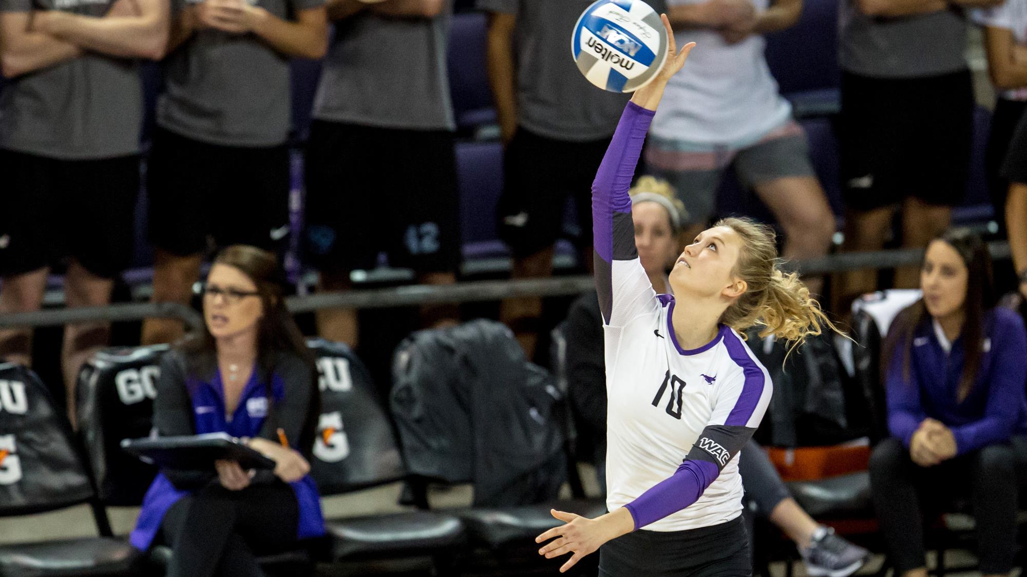 Heidi Carpenter - Women's Volleyball - Grand Canyon University Athletics