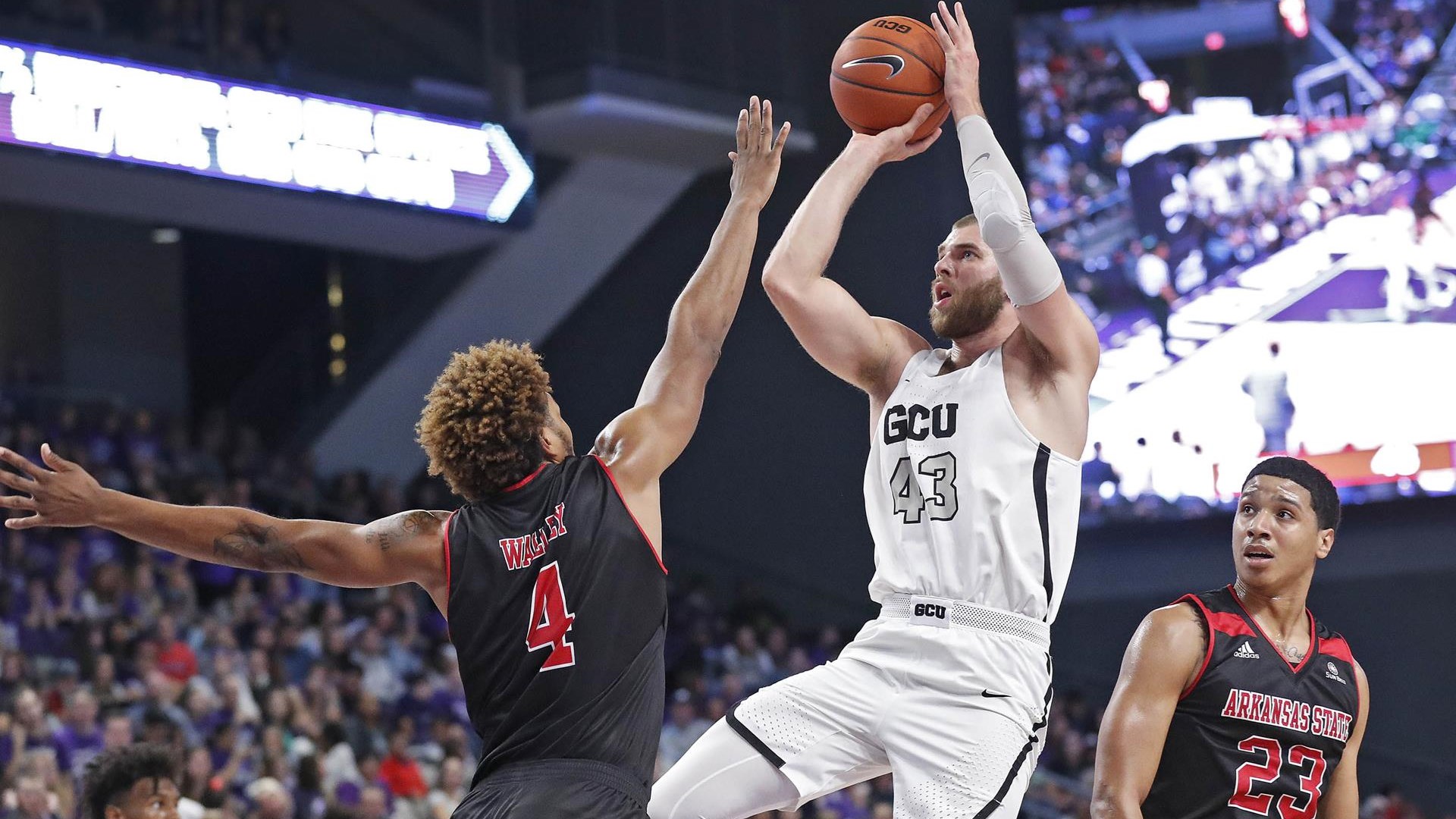 Michael Finke - Men's Basketball - Grand Canyon University Athletics