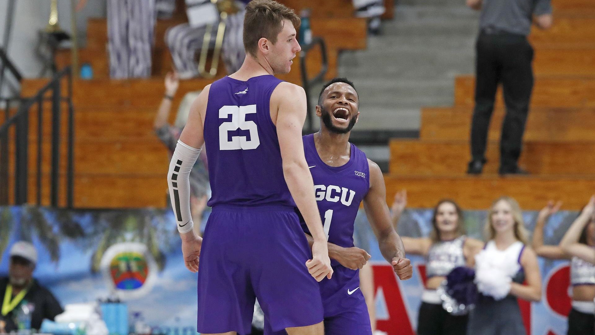 Isiah Brown - Men's Basketball - Grand Canyon University Athletics