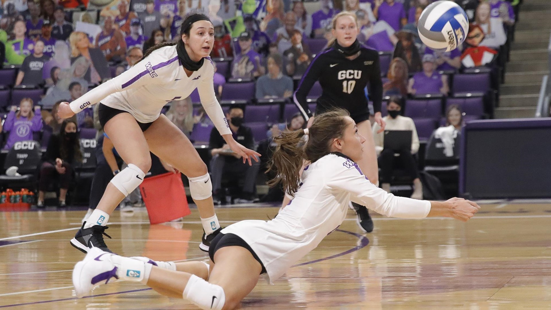 Hard work, long wait pay off for 2-0 start - Grand Canyon University ...