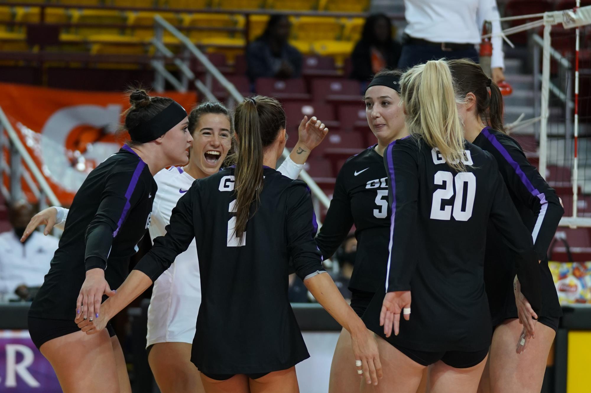 Klaire Mitchell - Women's Volleyball - Grand Canyon University Athletics