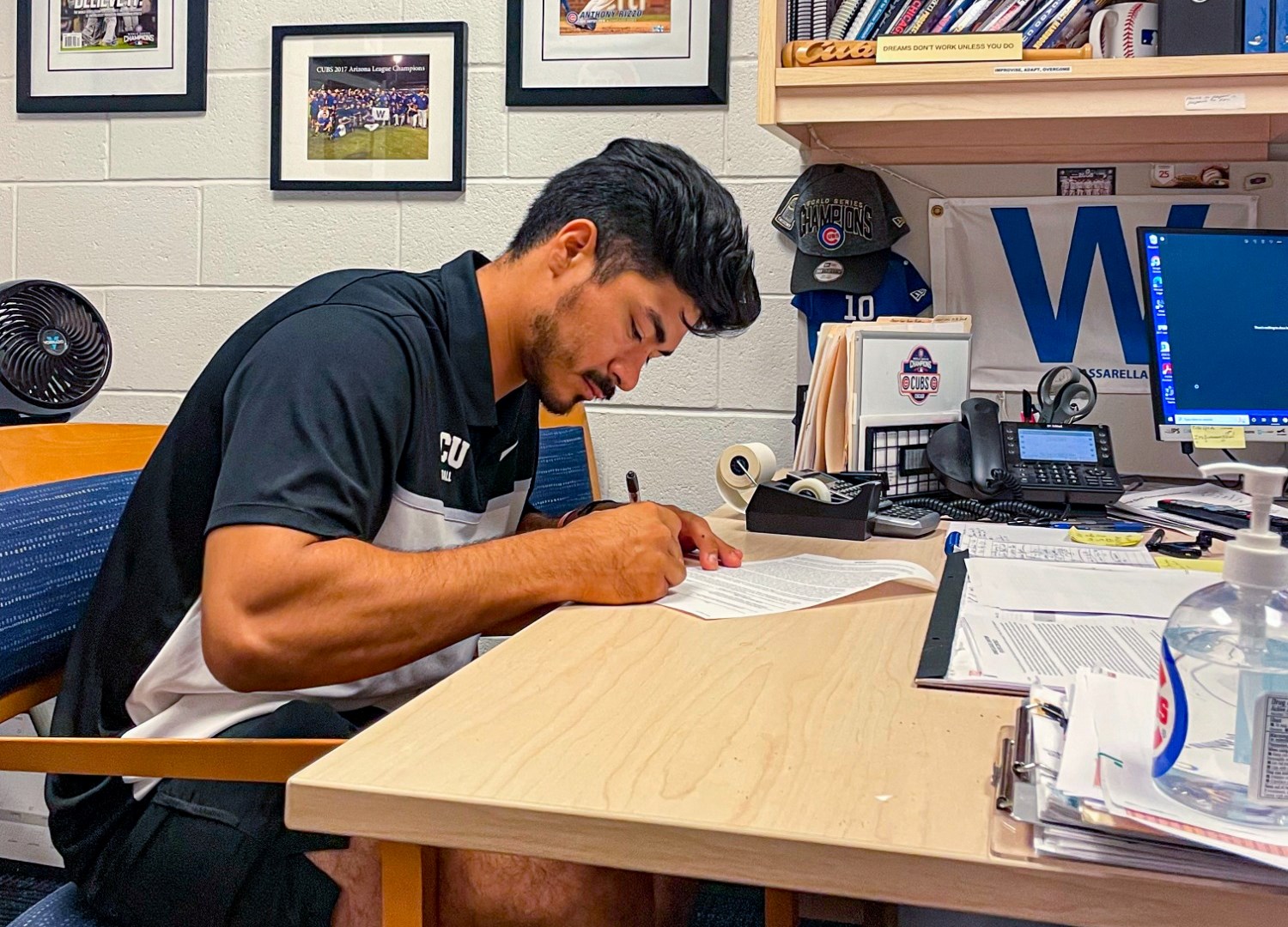 David Avitia signs with Cubs - Grand Canyon University Athletics