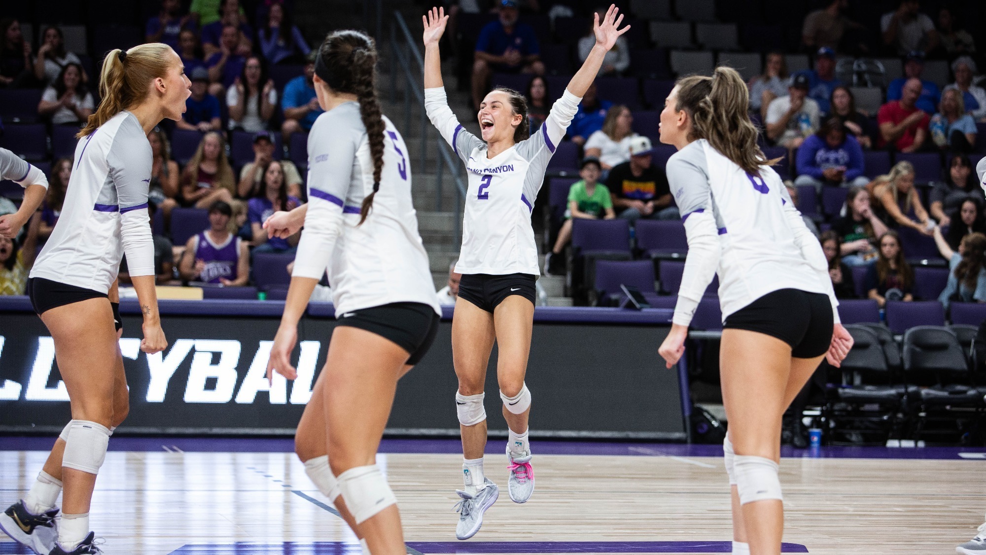 Klaire Mitchell - Women's Volleyball - Grand Canyon University Athletics