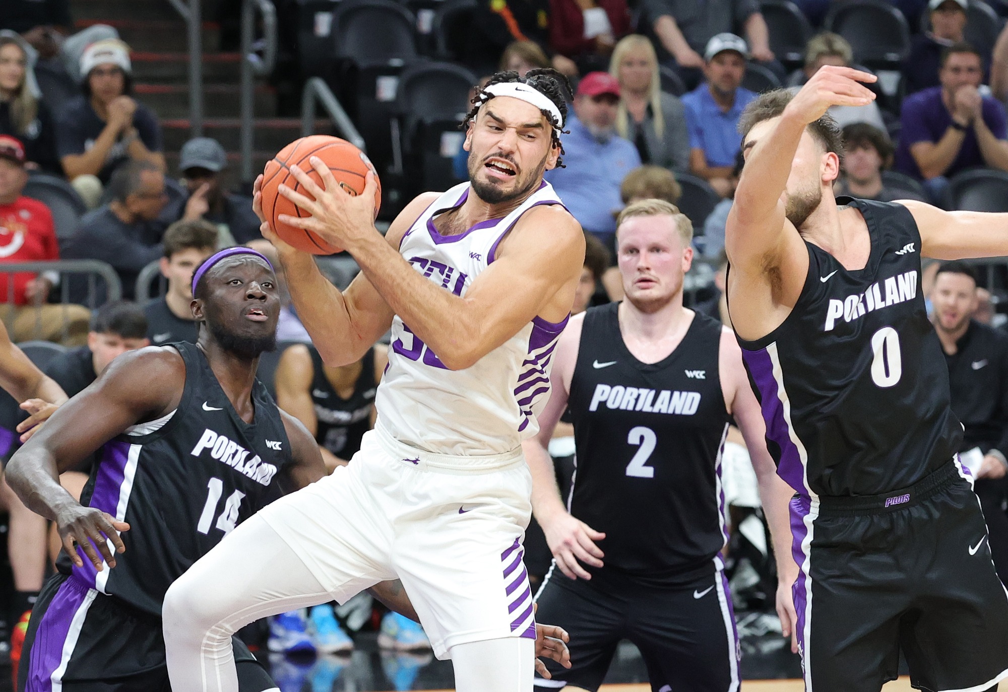 New formula prevents Pilots takeoff at Suns arena - Grand Canyon ...