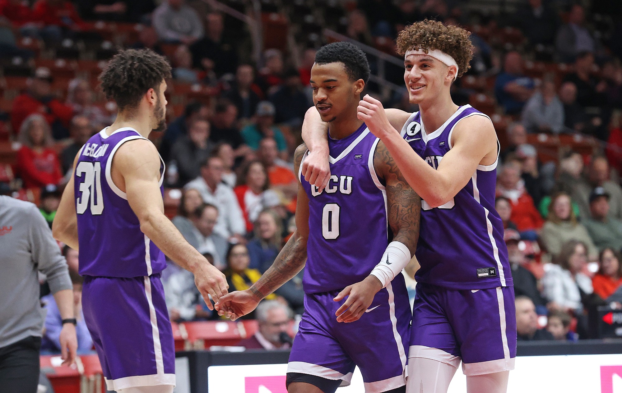 Regular-season finale can build tourney momentum - Grand Canyon ...