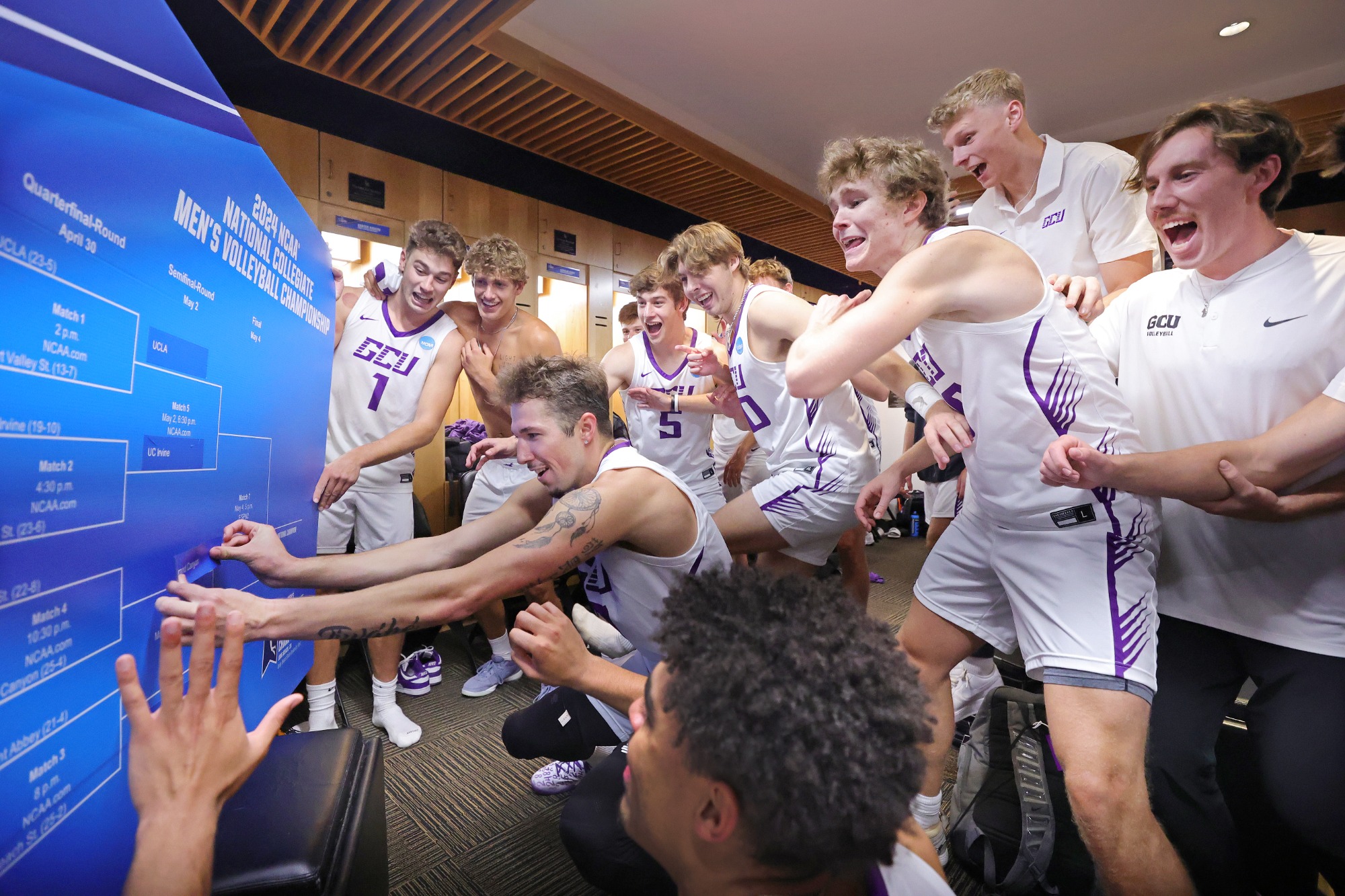 1st NCAA tourney win puts Lopes in Final Four - Grand Canyon University ...