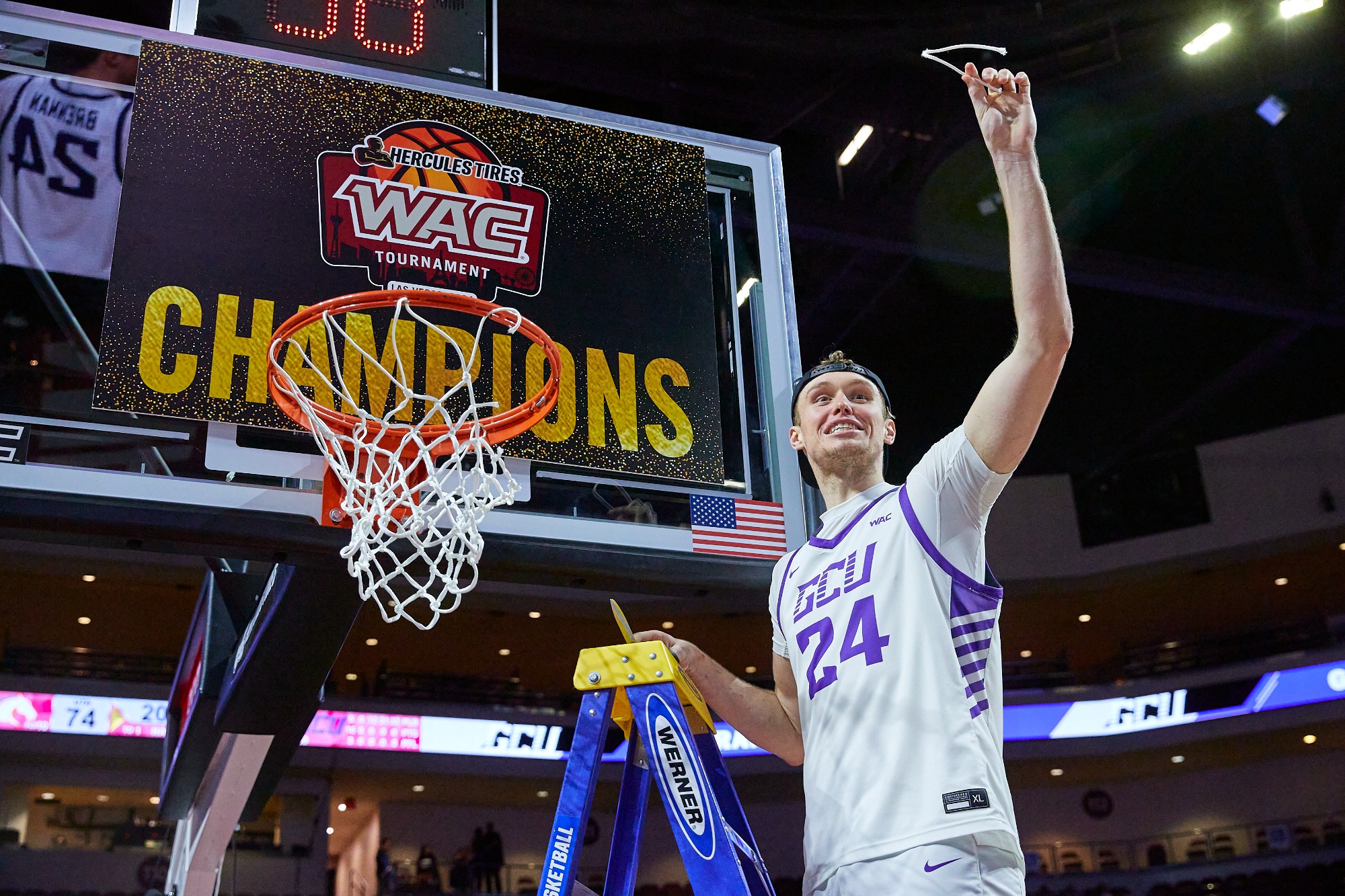 Duke Brennan - Men's Basketball - Grand Canyon University Athletics