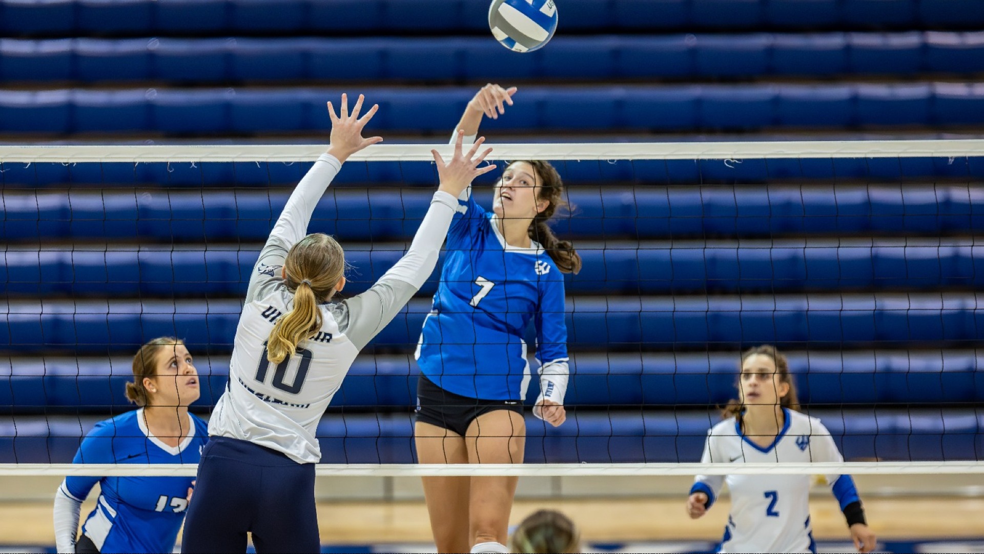 Third Set Comeback Sends Generals Past Quakers, 3-0 - Washington and ...