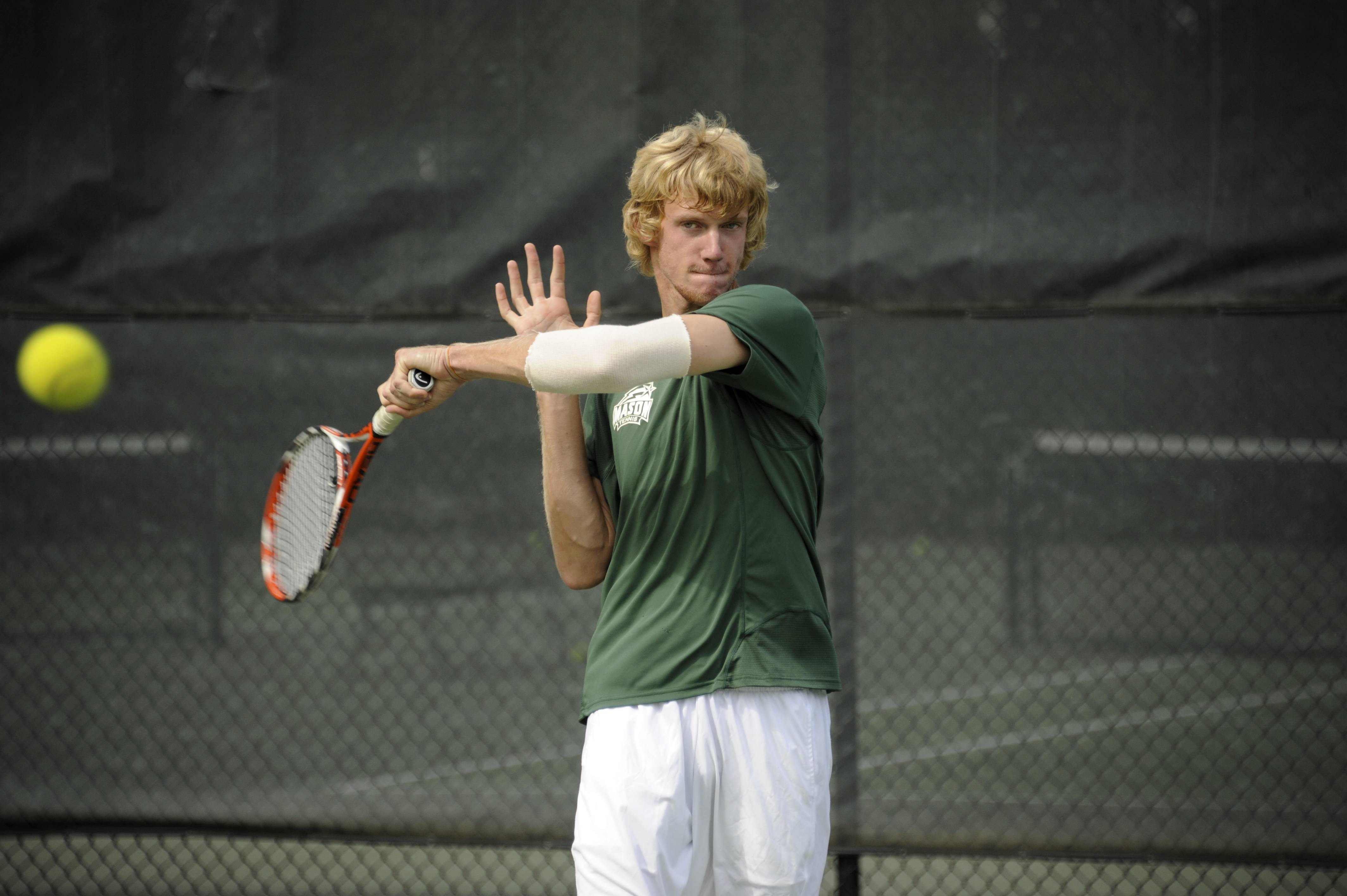 Tennis Sweeps Morgan State - George Mason University Athletics